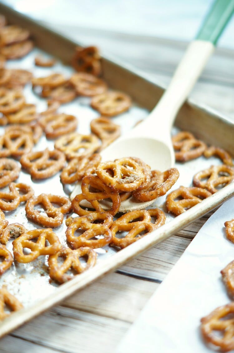 Spicy Pretzels Recipe | Pretzel Party Snack Recipe