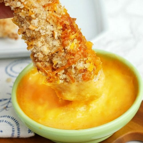 Sriracha Cheddar Cheese Sauce Recipe | Easy Dipping Sauce