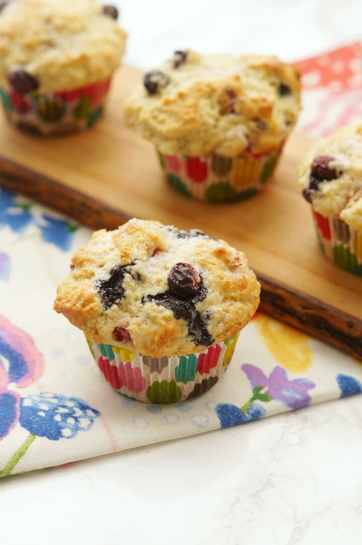 The Perfect Mixed Berry Muffins Recipe: Moist and Fluffy
