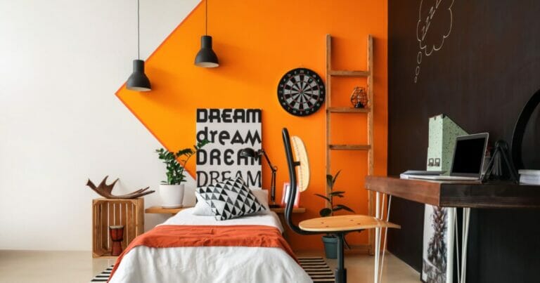 Transform Your Space with Stunning Two-Color Bedroom Walls