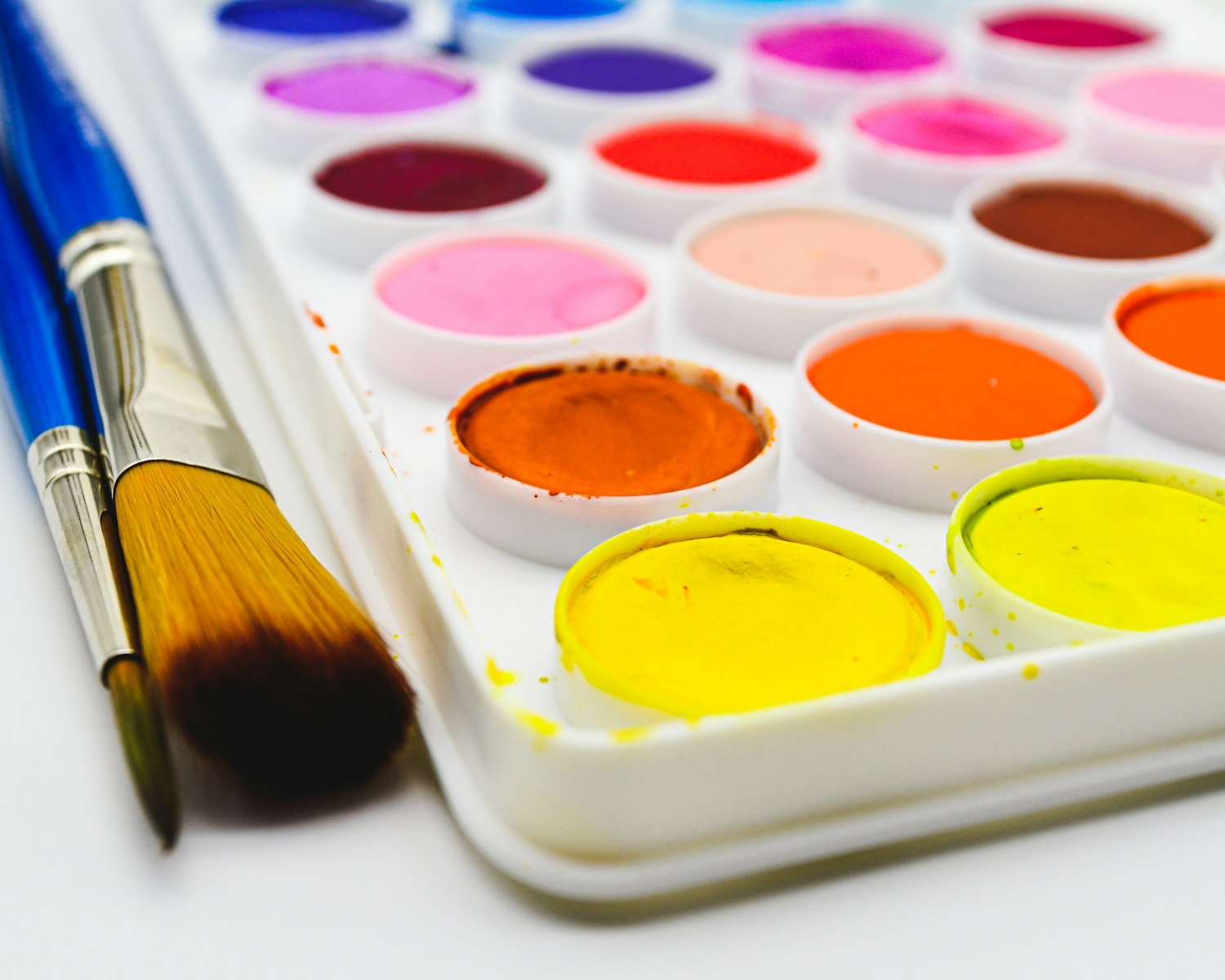 How Painting by Numbers Improves Focus and Calm